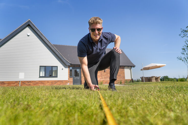 Fast installation for bulk LPG tanks | Flogas | Flogas